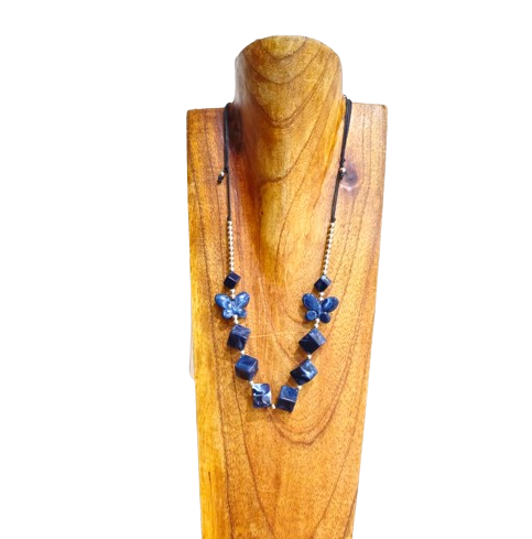 Rawinala necklace #1 – SPACE JAKARTA